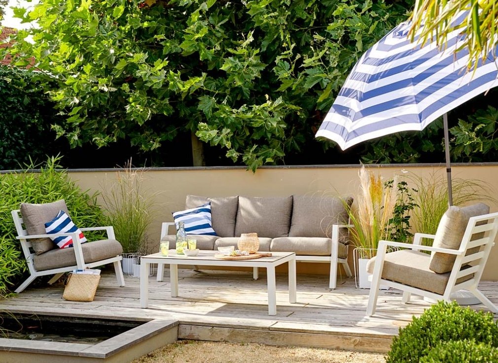Plan a Summer Outdoor Party with These Great Tips! | The Teelie Blog